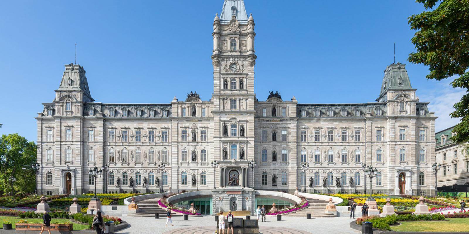 Hôtel du Parlement - Sites historiques | Attraits et activités ...