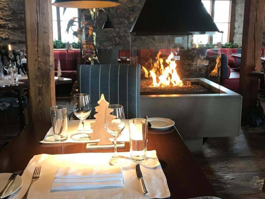 8 restaurants avec feu de foyer à Québec | Visiter Québec